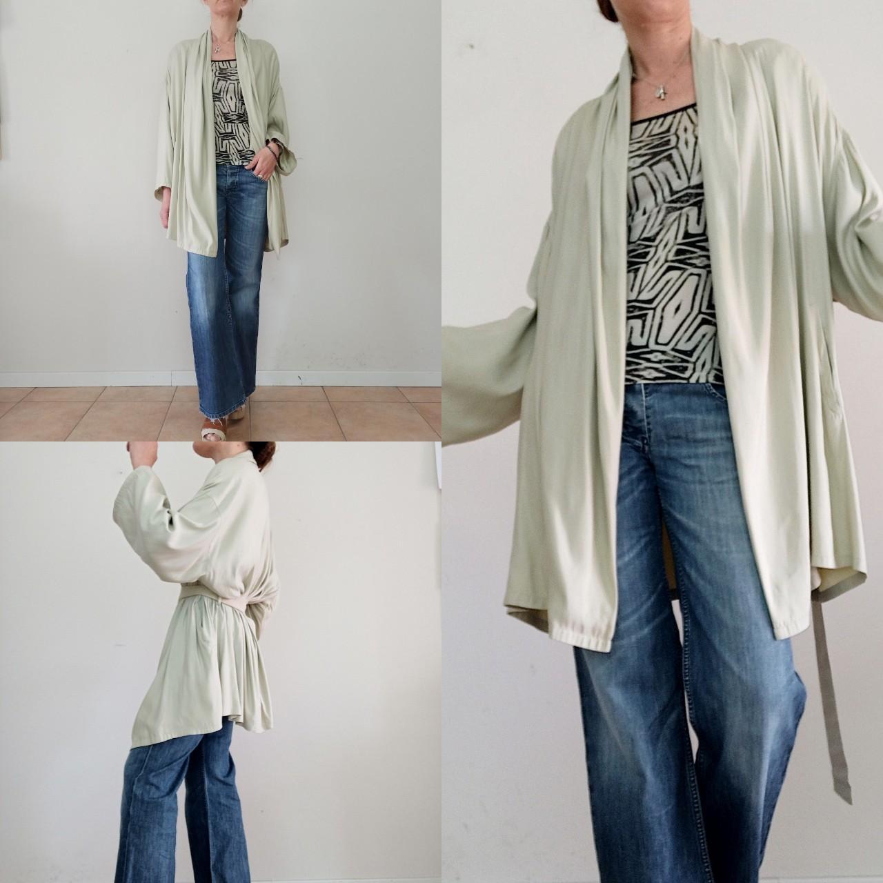 Spolverino beige ecrú di IBlues, linea nata negli... - Depop