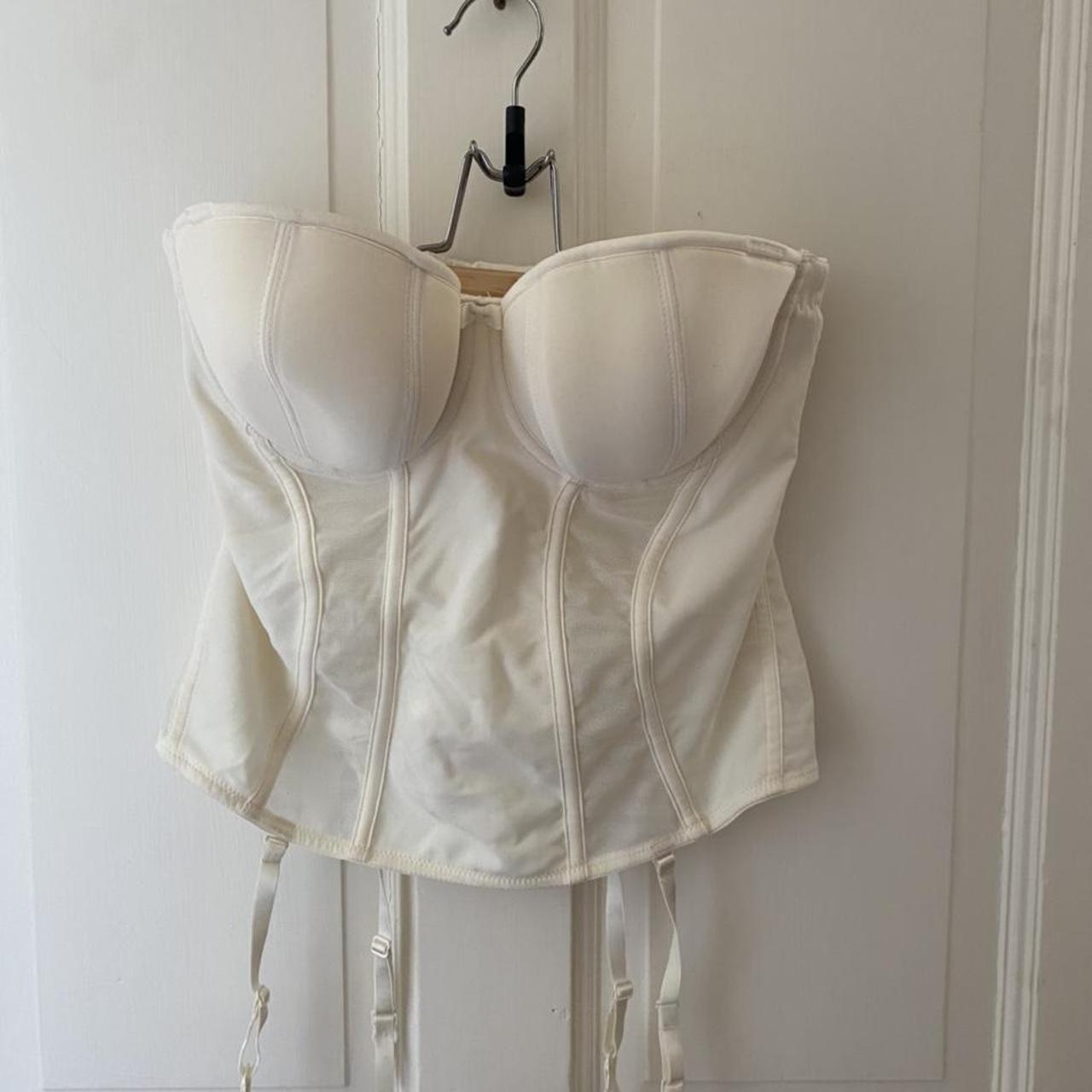 Curvy Kate Luxe Strapless Bra corset in Basque... - Depop