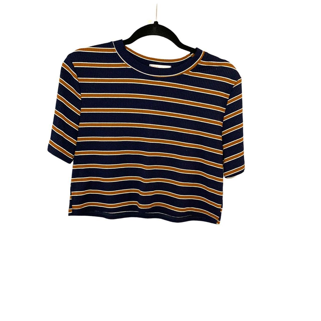 Romwe Women's Blue and Tan Crop-top | Depop