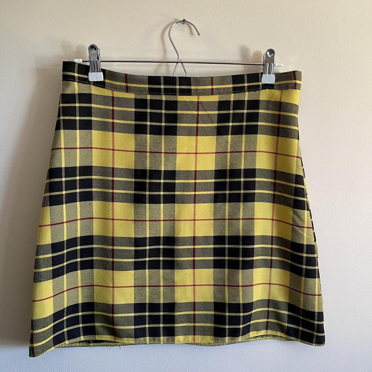 🚌 CUTEST Yellow Plaid Check Mini Skirt 🚌 Yellow and... - Depop