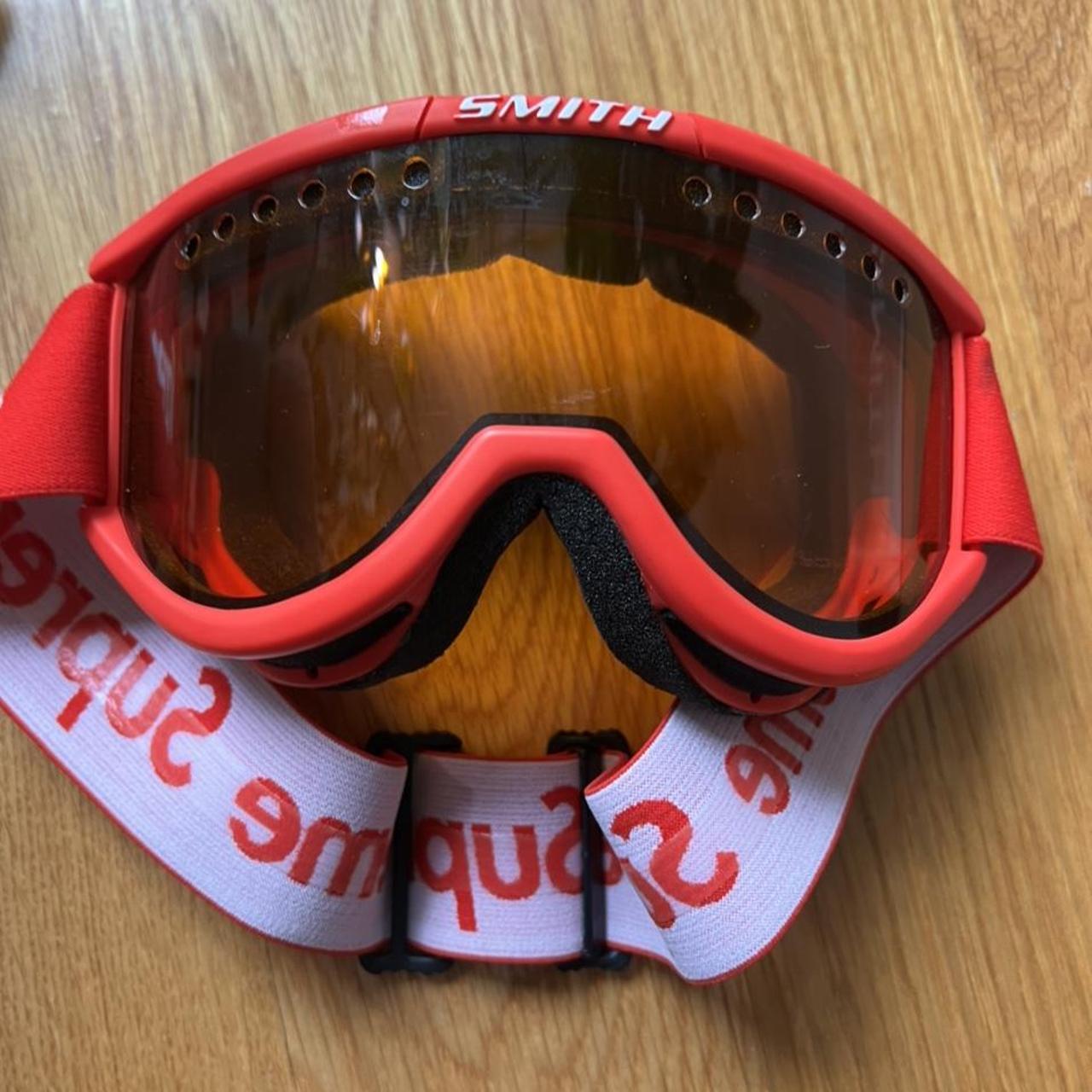 Supreme x Smith Cariboo Snow Goggles With Fog-X... - Depop