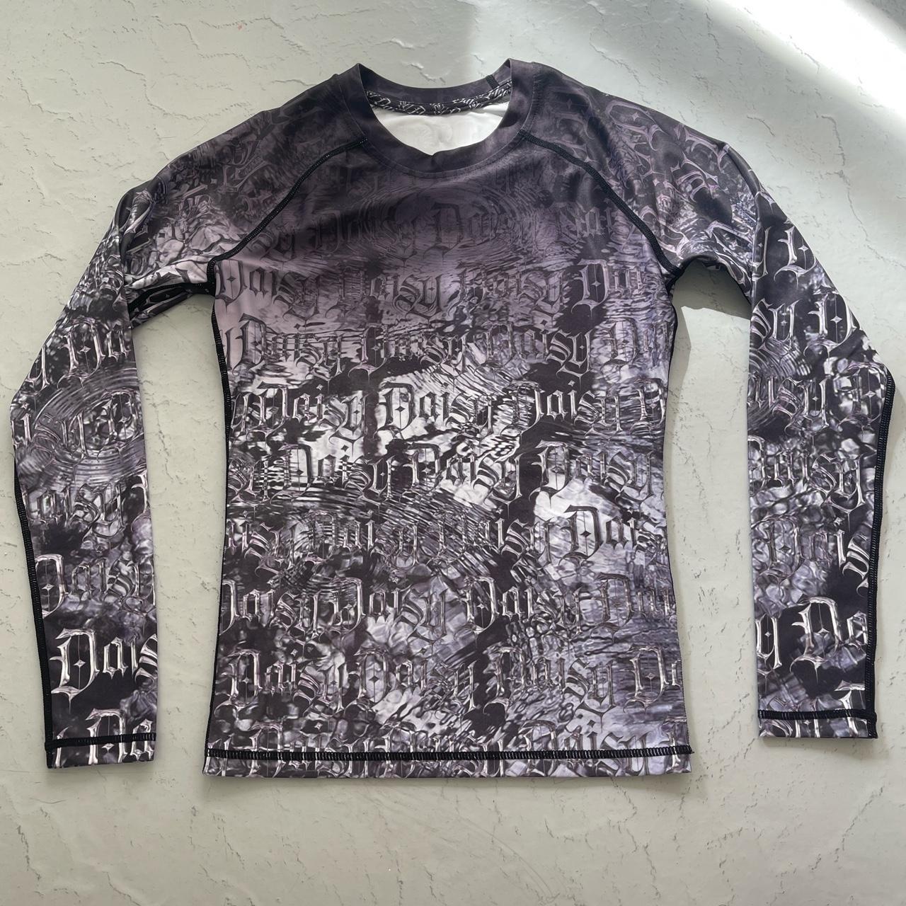 daisy.ltd graphic long sleeve never worn size xs - Depop