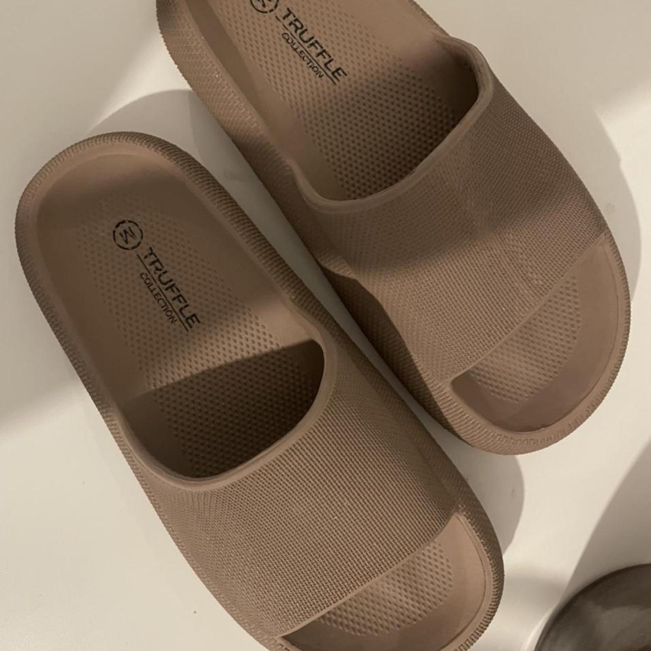 Truffle collection Sliders - Depop