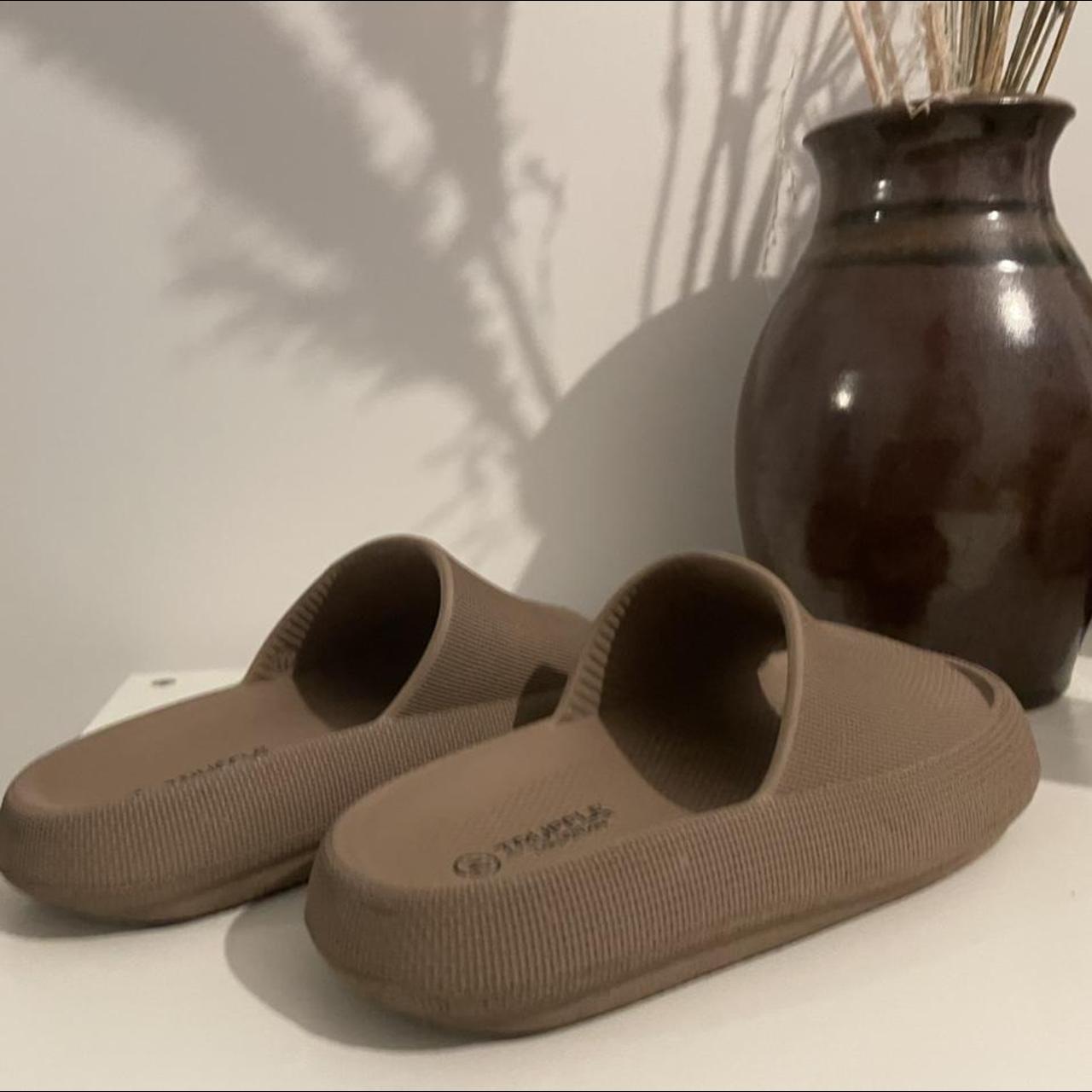 Truffle collection Sliders - Depop