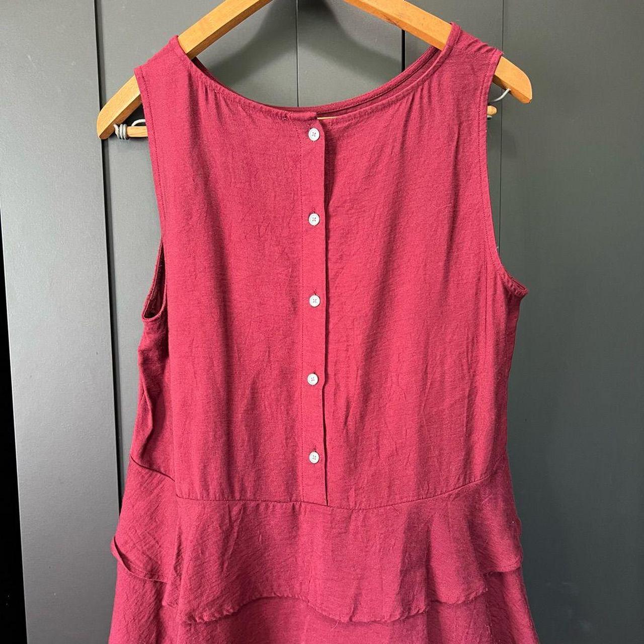 Light weight classic soils tank with pleated... - Depop