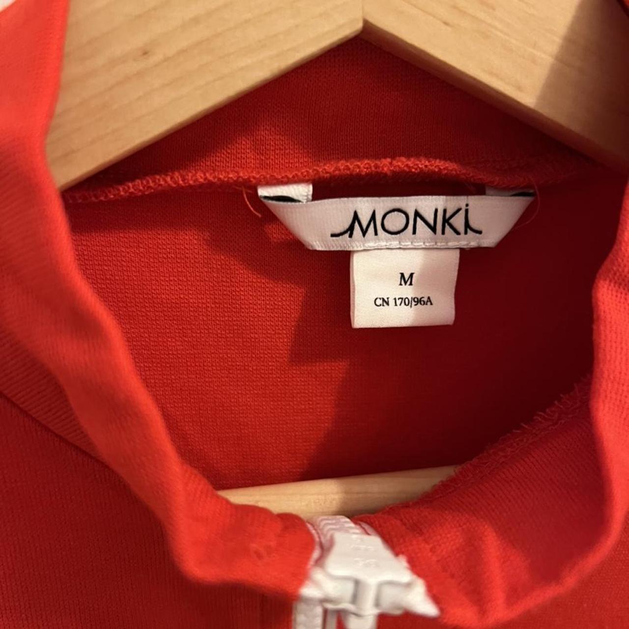 Monki Women's Red and White Crop-top | Depop