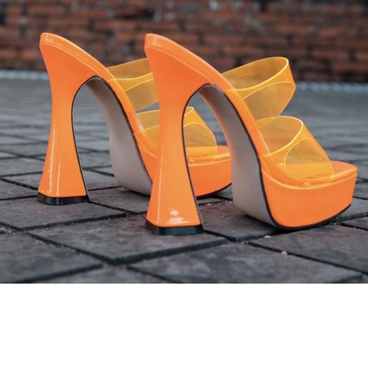 Women's Orange Slippers | Depop