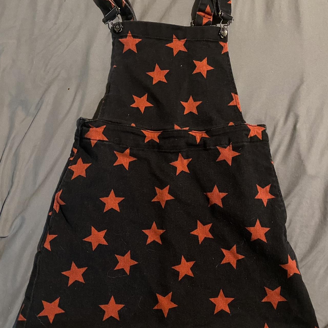 Hot Topic Women's Black and Red Dungarees-overalls | Depop