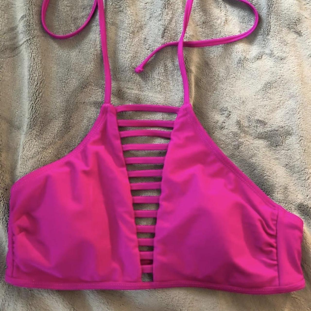 target bikini top. worn once - Depop
