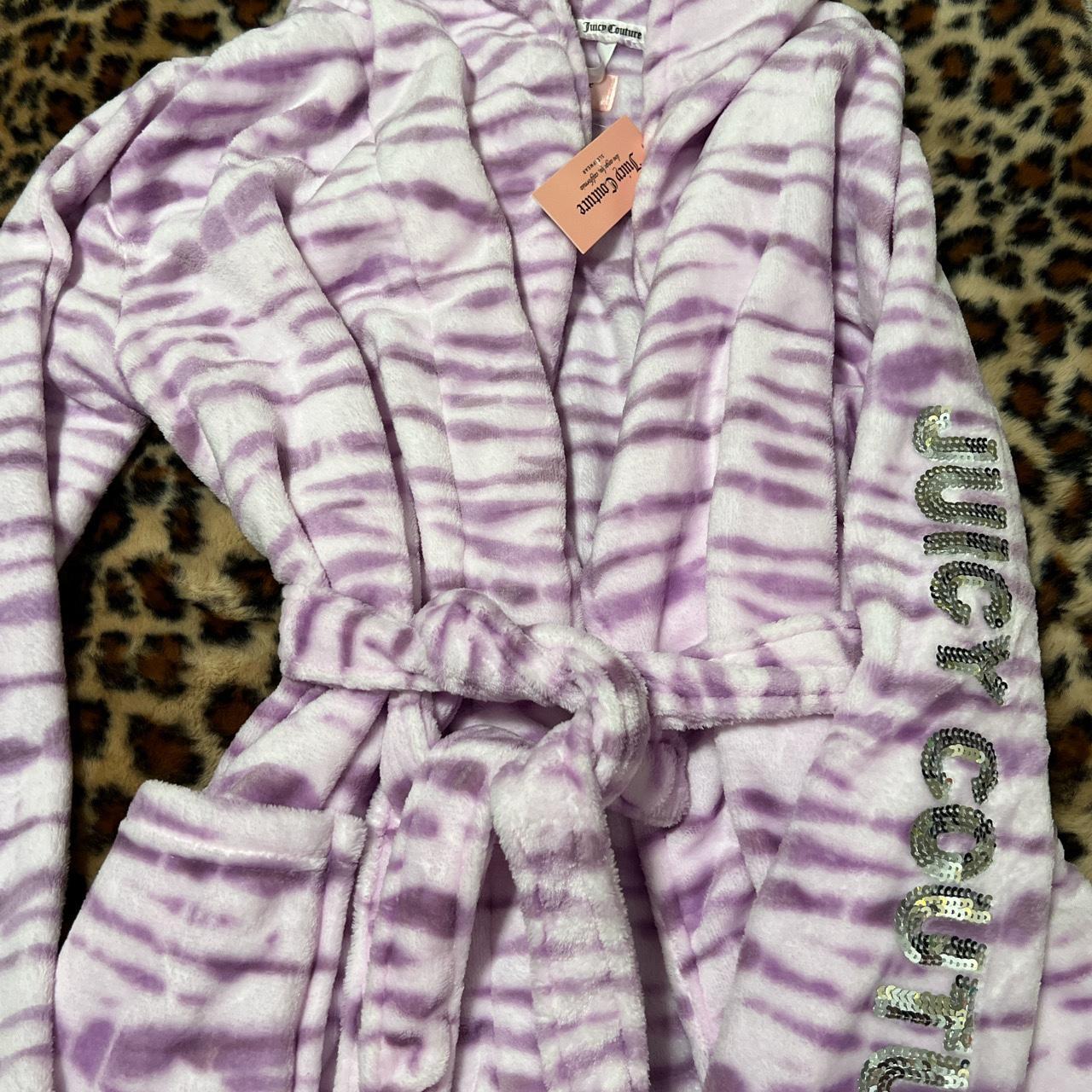 Super cute y2k juicy couture robe with sequin juicy... - Depop