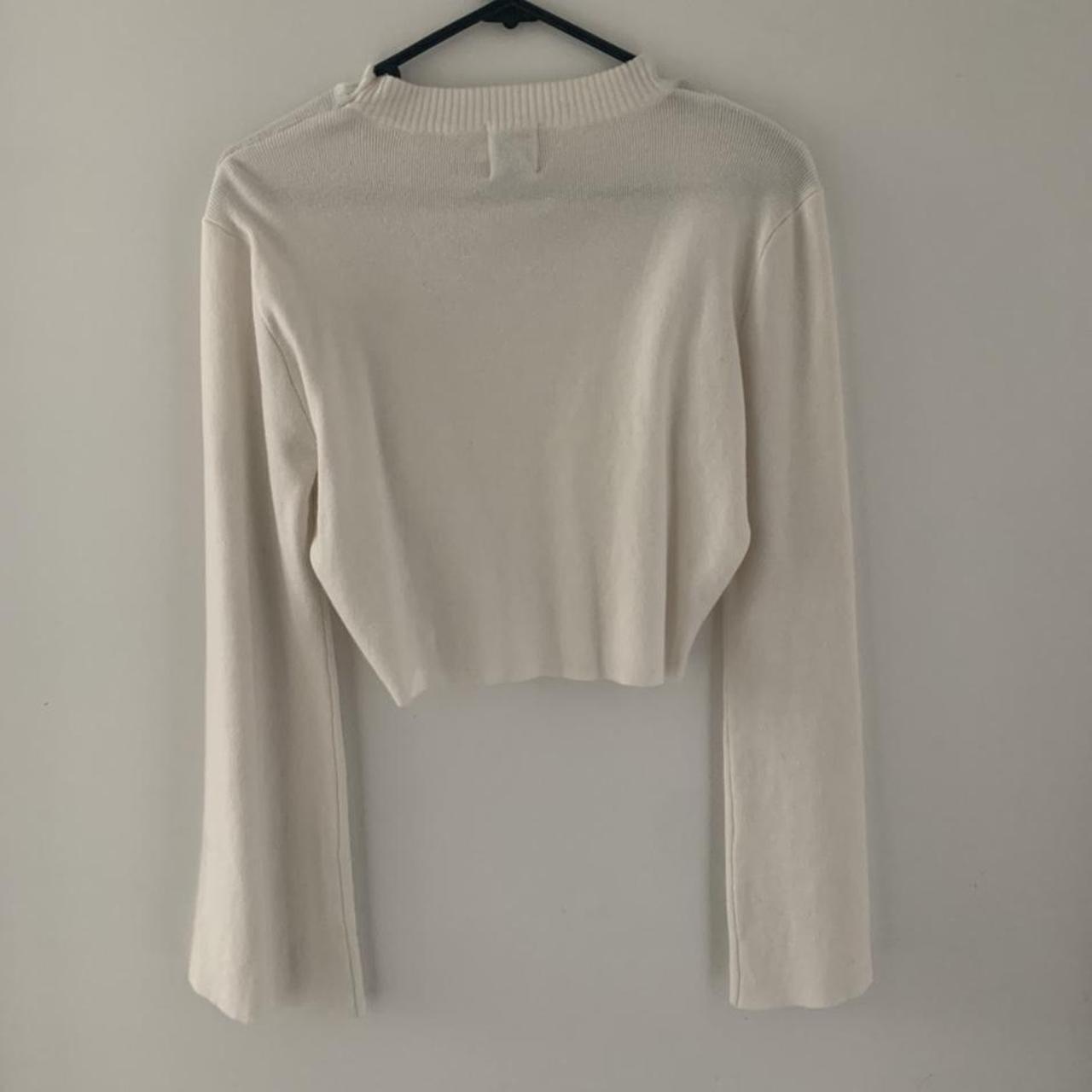 PRINCESS POLLY White flared long sleeve Top - size... - Depop