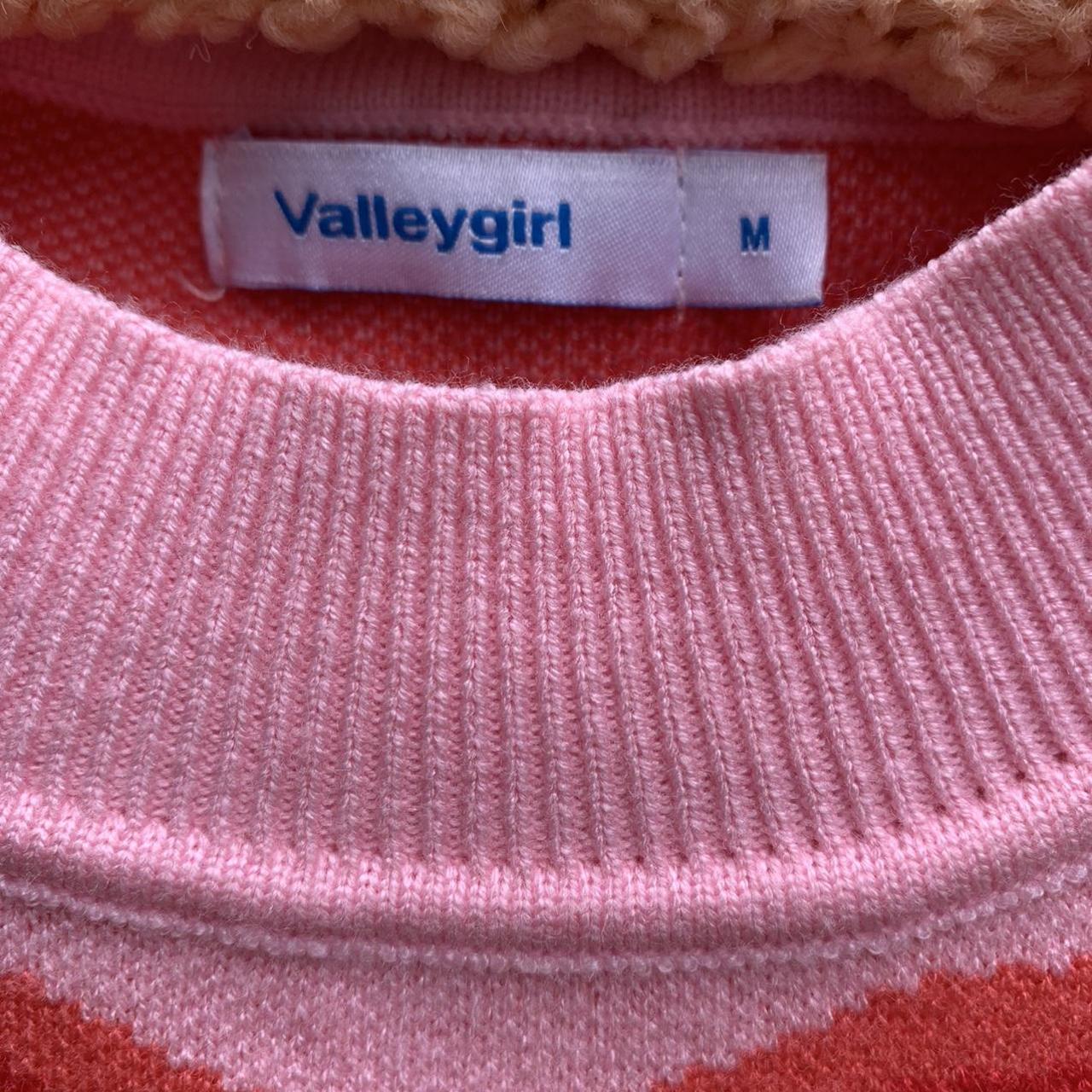 adorable pink heart top! 💕 -size M from valley girl... - Depop