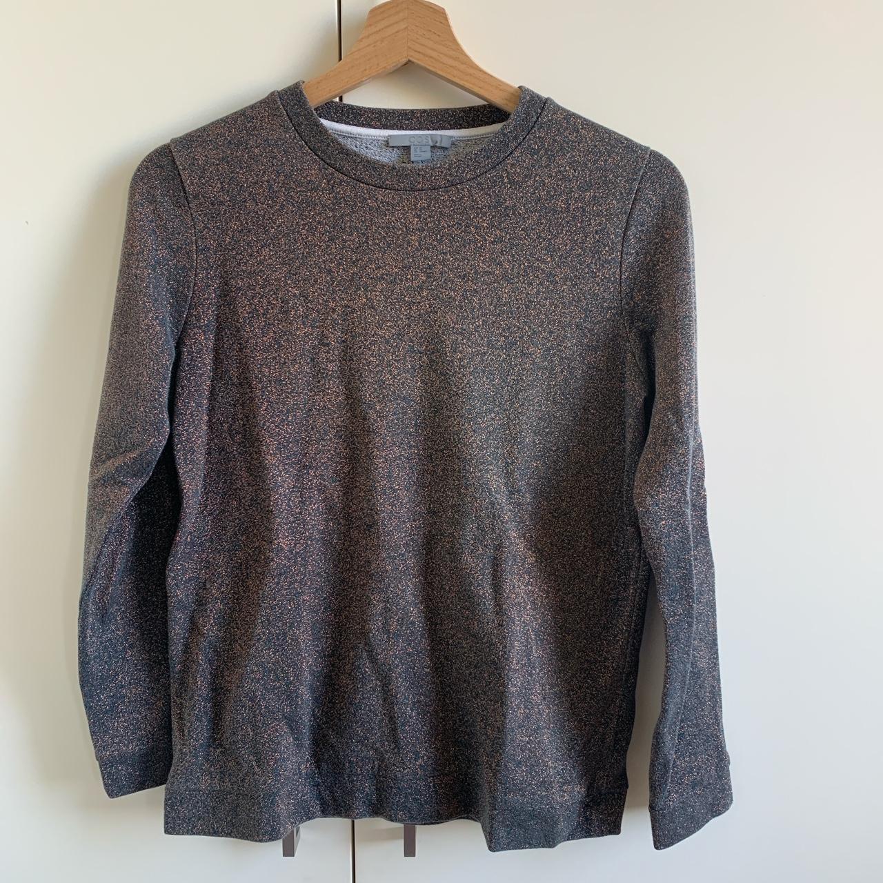 Felpina giro collo COS di lurex #cos #lurex #shiney... - Depop