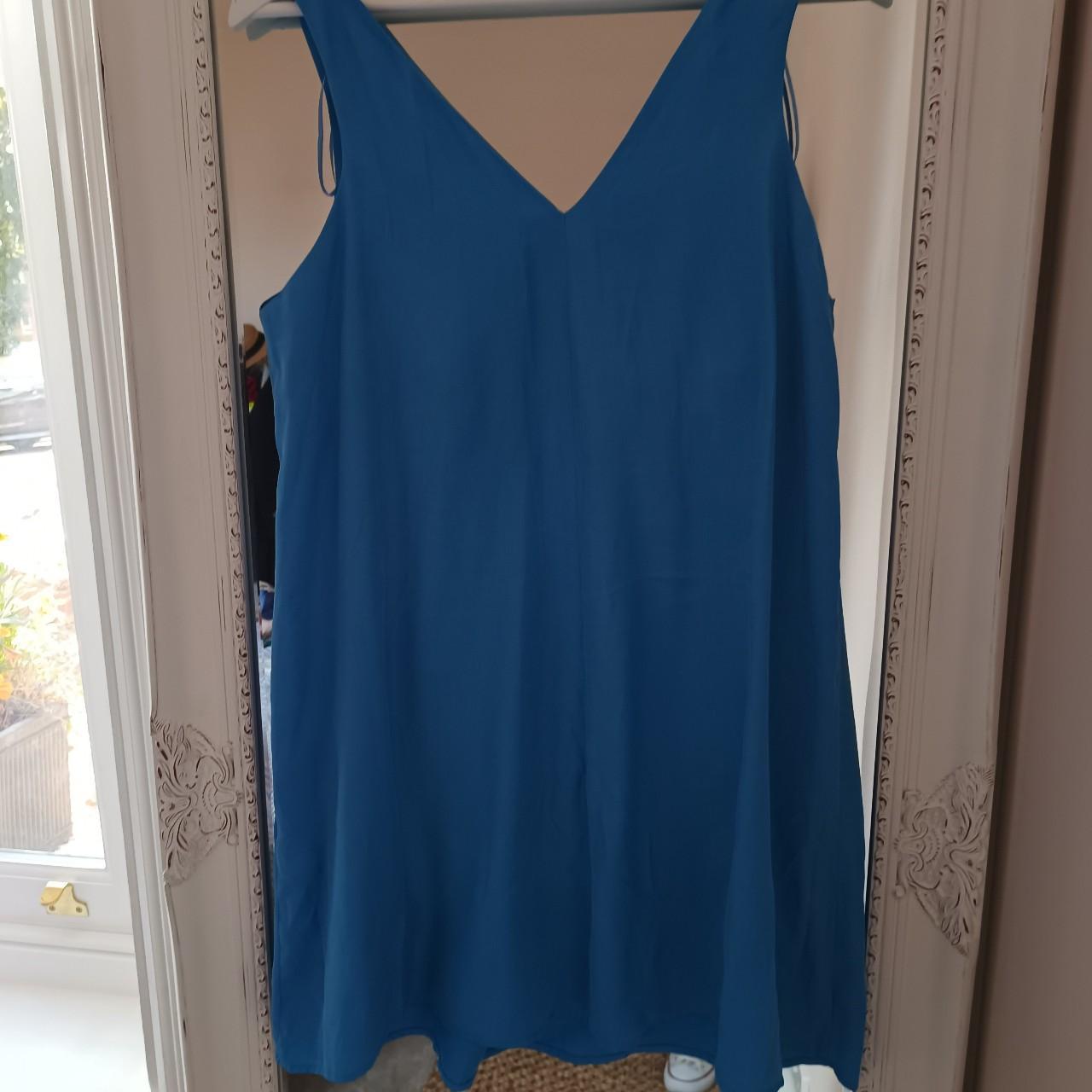 Beautiful blue Zara summer dress. #zara #blue #summer - Depop