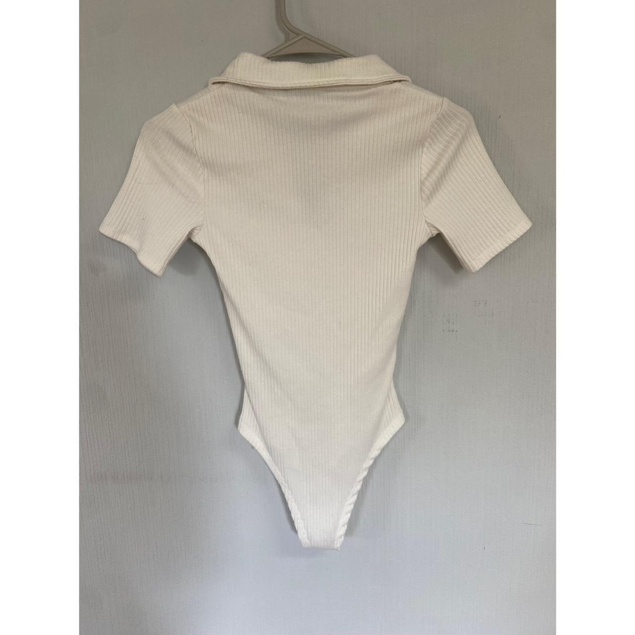 🦢White collared V-tech body suit 🦢 Size: 2XS Brand:... - Depop