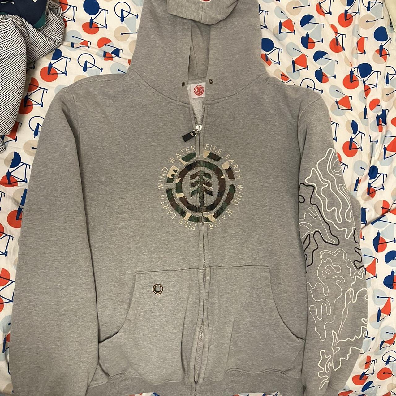 Element Men's Grey and Green Sweatshirt | Depop