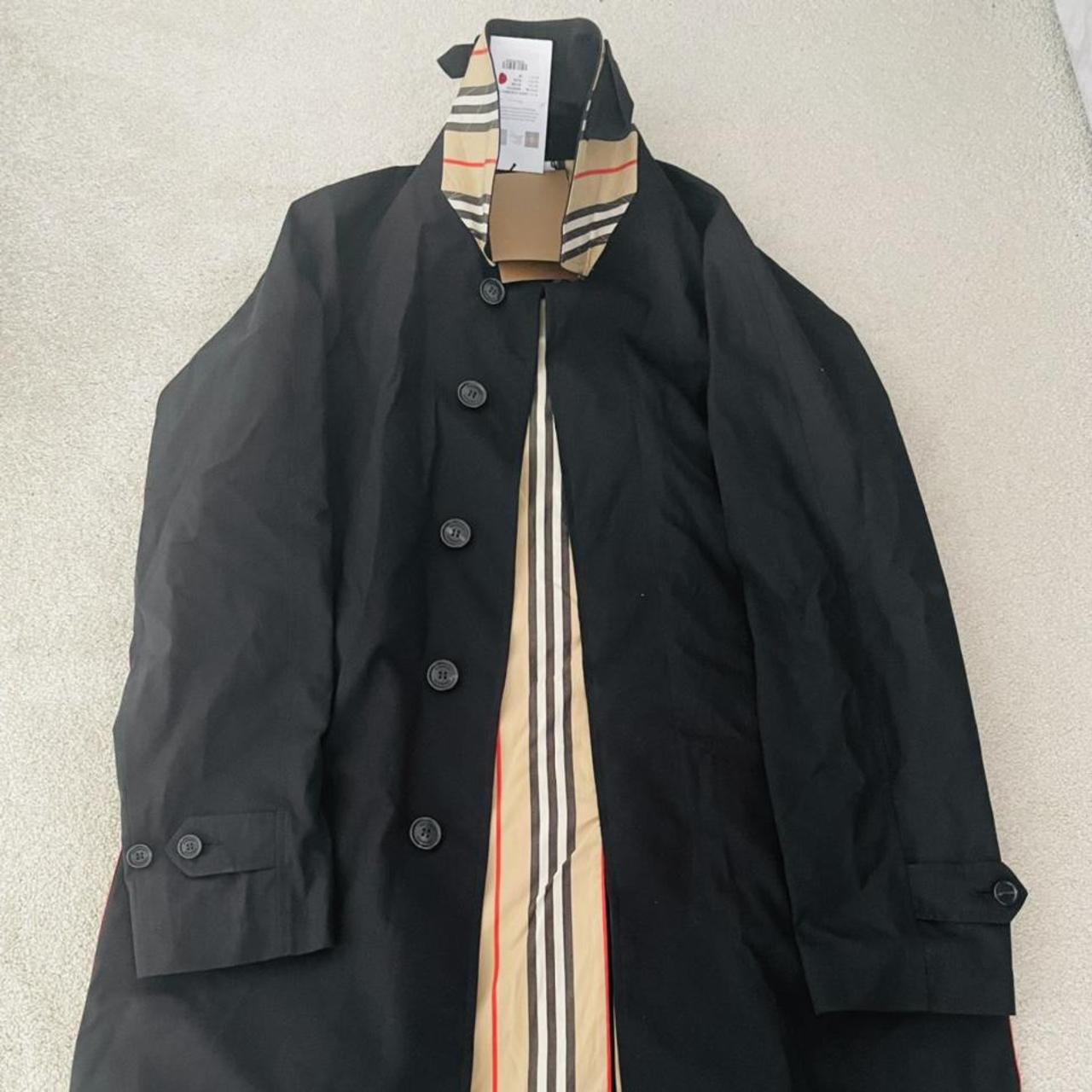Brand new Burberry Trench coat (M) - With Tags - Depop