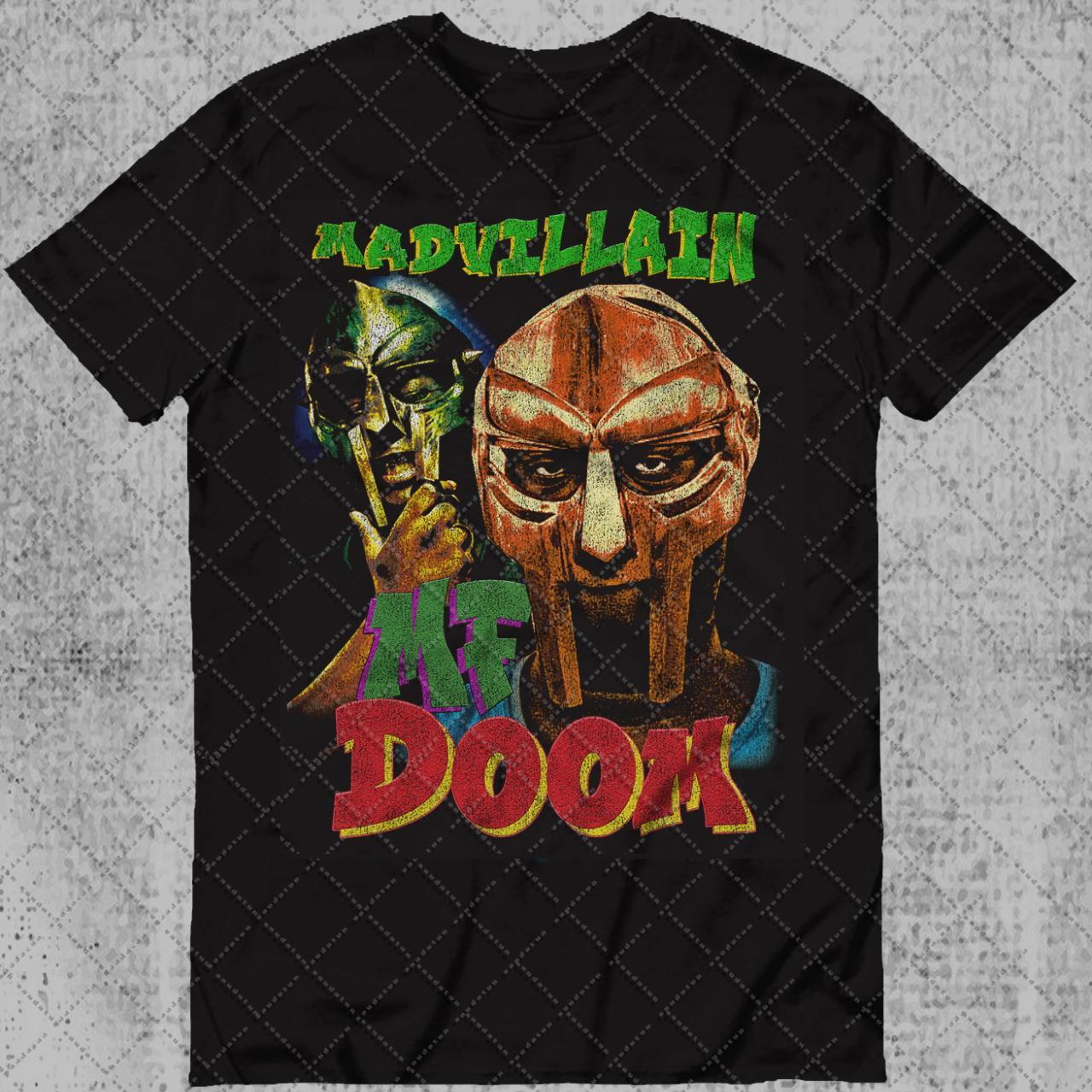 Gildan Men's Black T-shirt | Depop