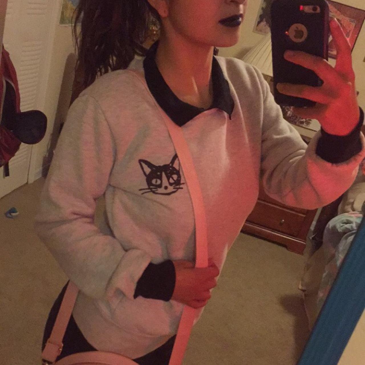 Kitty jumper Fits like s/m Worn once - Depop