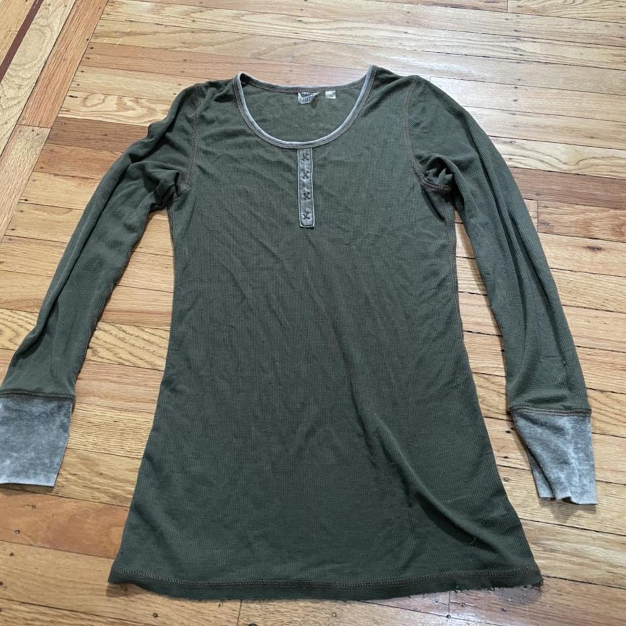 Absolutely perfect long sleeve green top. I’ve... - Depop