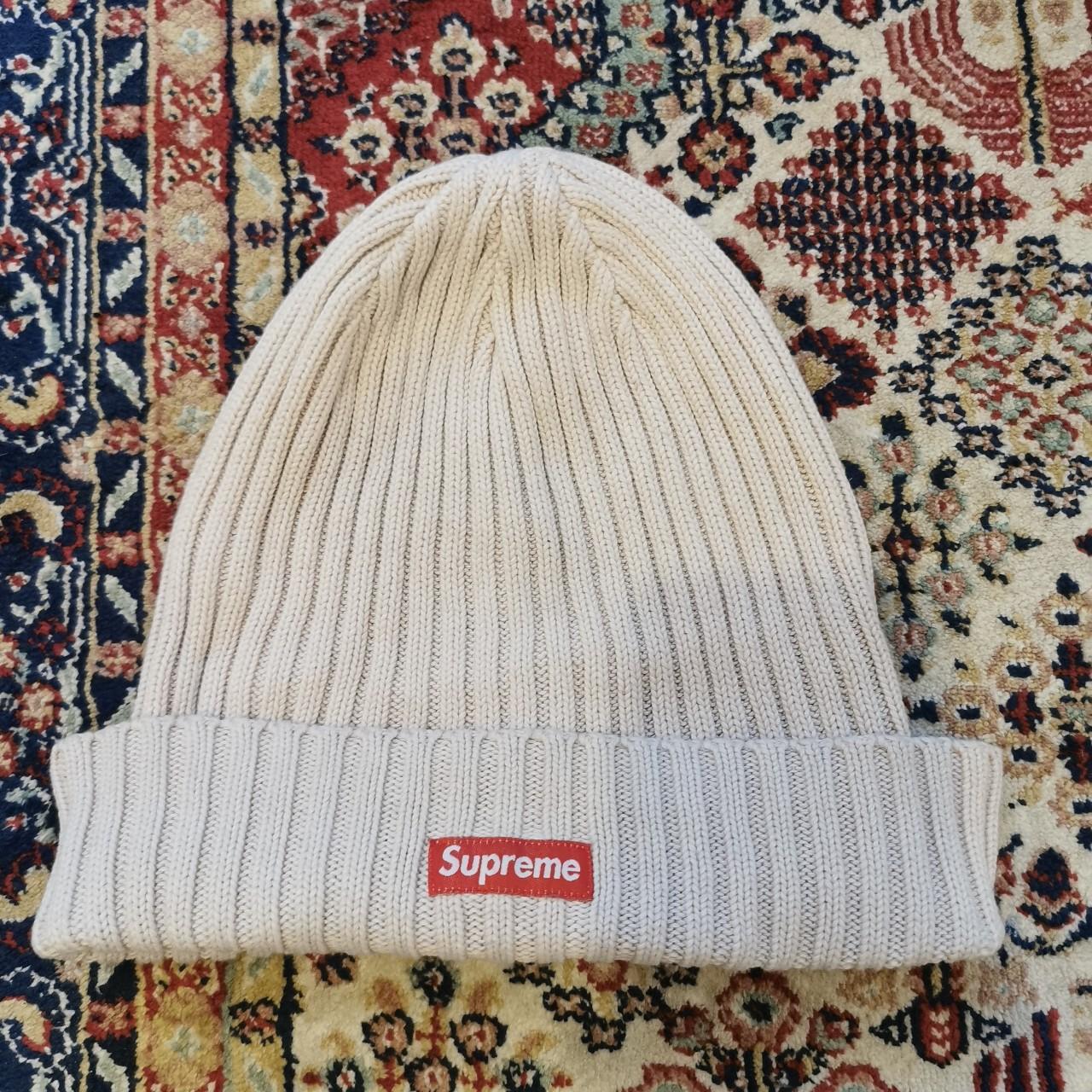 Supreme beanie - Depop
