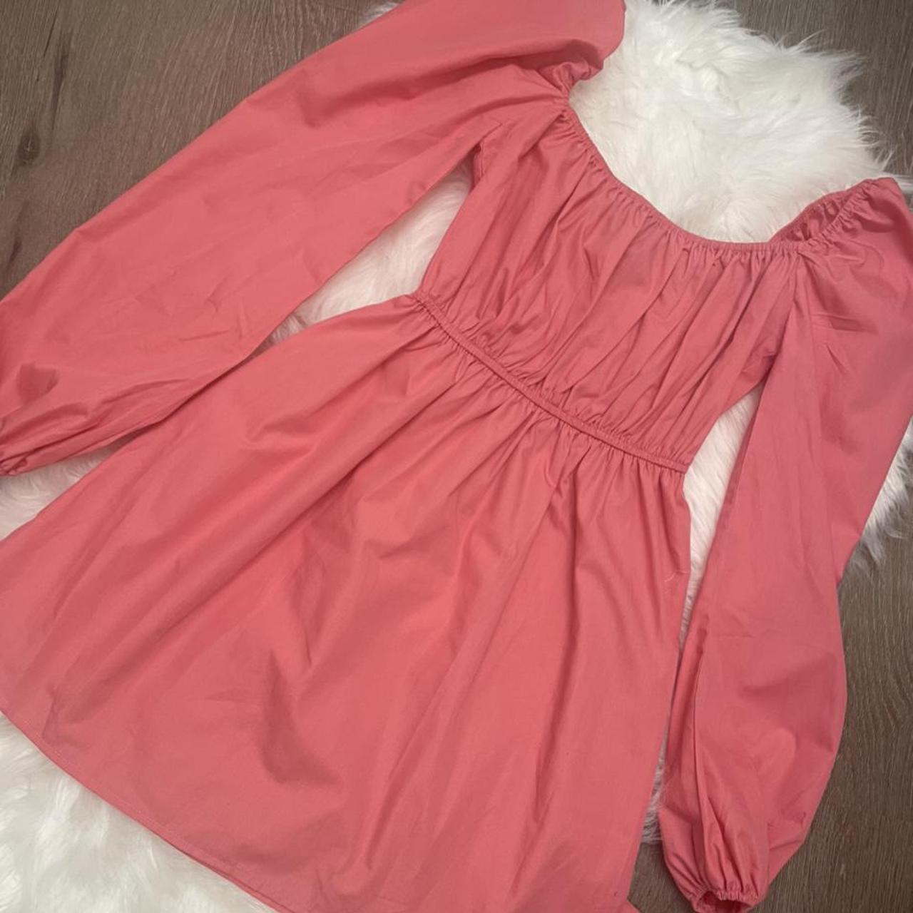 Petite PLT pink smock dress. Puff shoulder... - Depop