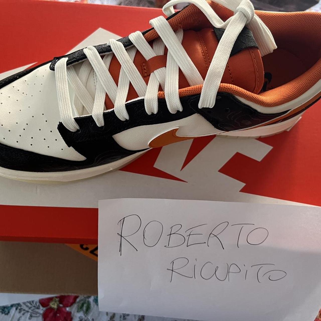 Nike Low Dunk Hallowen DS 44 Doppio box Ship e... - Depop