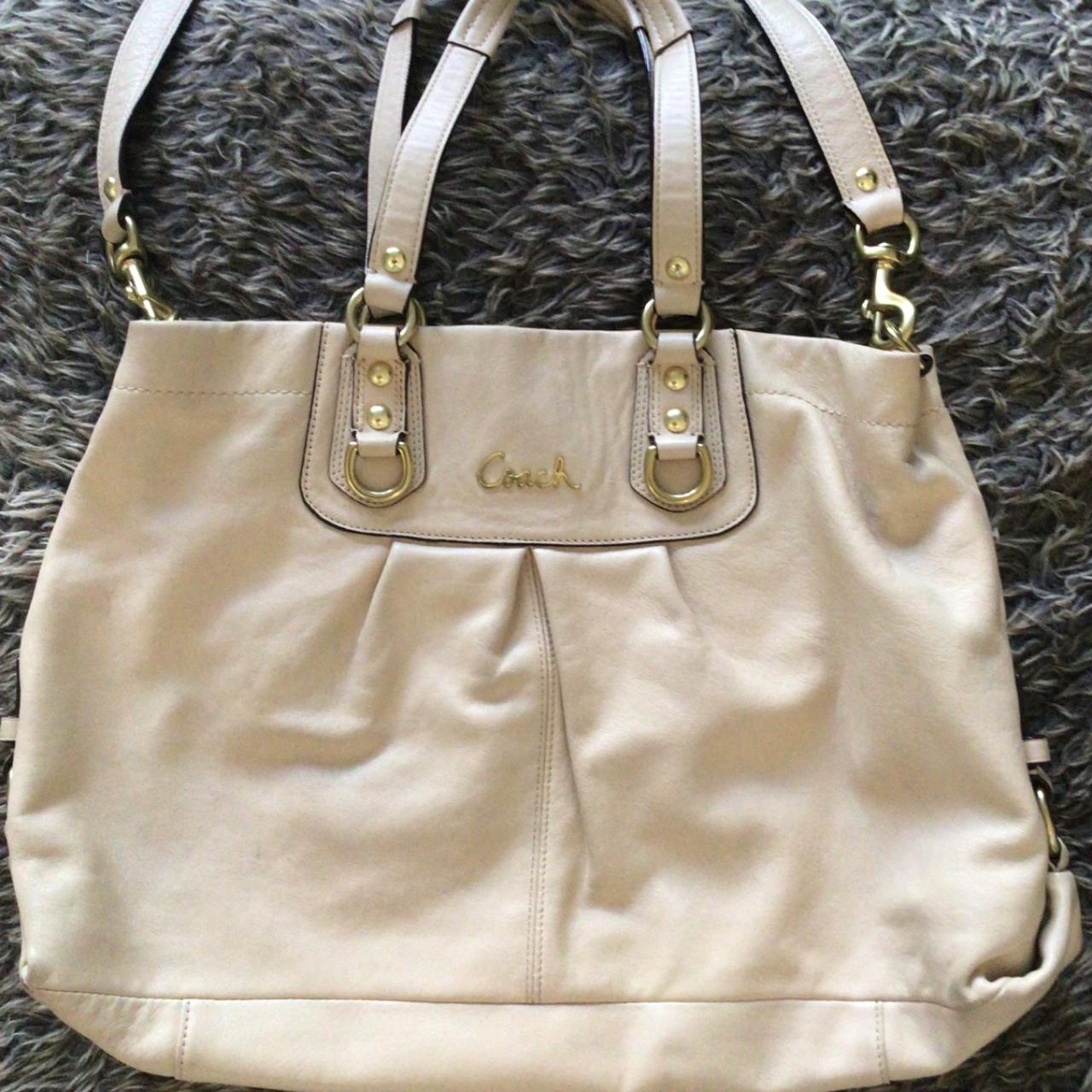 Coach Women's Cream and Pink Bag | Depop