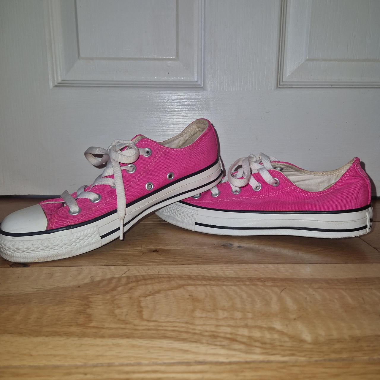 Converse Women's Pink and White Trainers | Depop