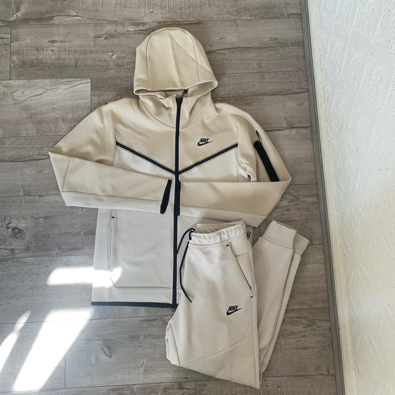 Nike Tech Fleece FULL SET Tracksuit (New Season)... - Depop