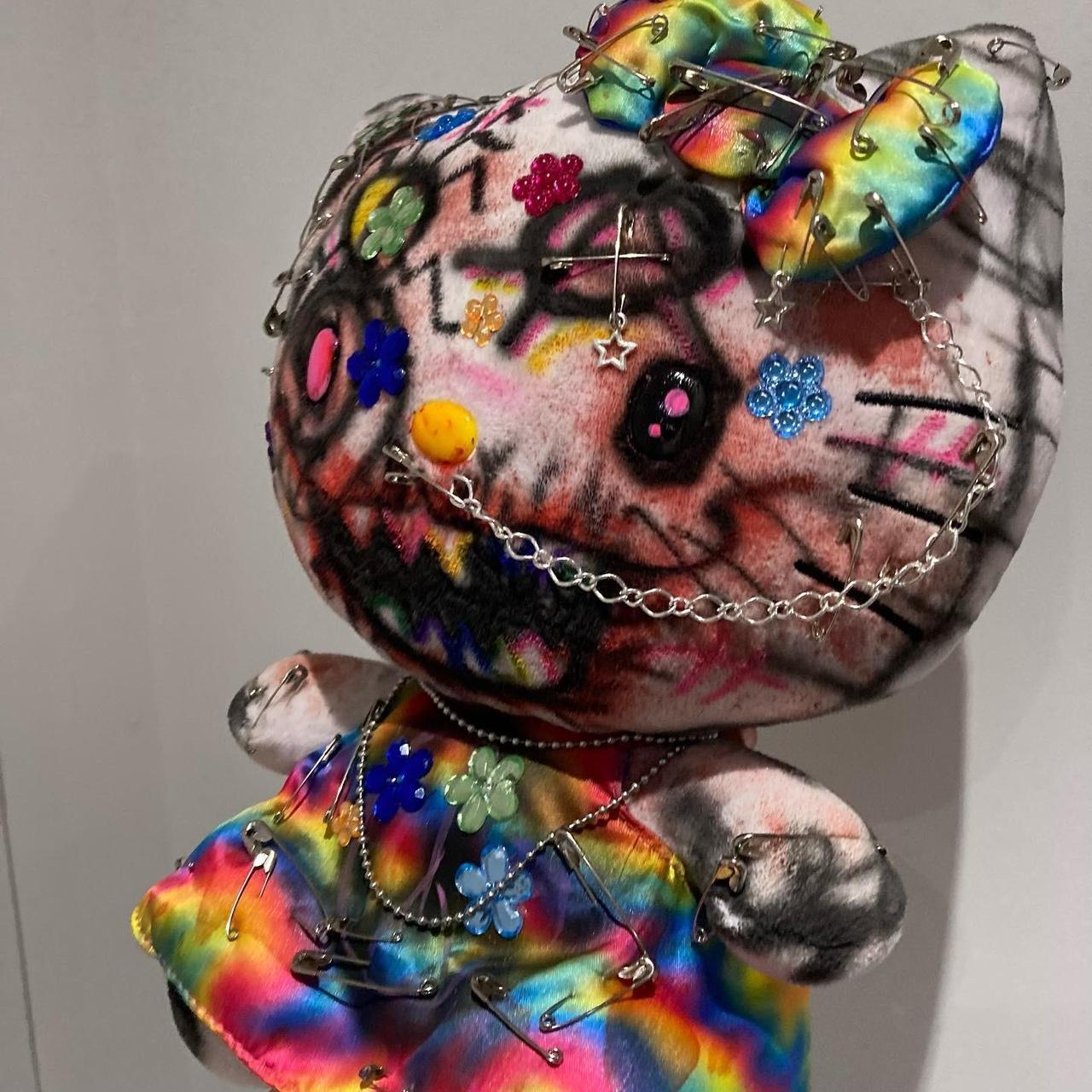 Rotting rainbow hello kitty 🩸 Customised hello kitty... - Depop