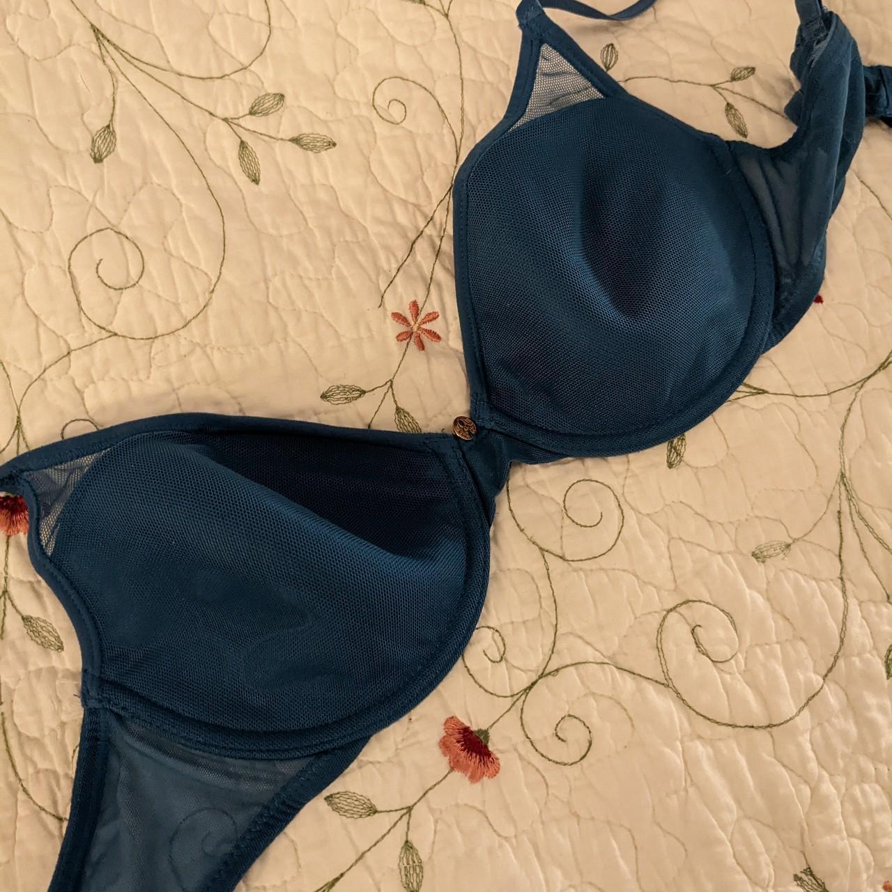 Teal Natori Bra With Mesh Details Size 32c But Depop