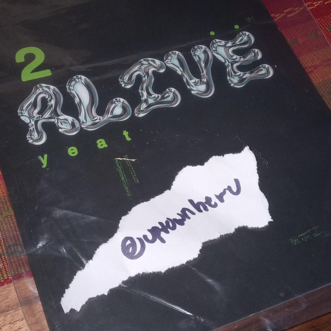 rare yeat 2 alive magazine only released in LA and... - Depop