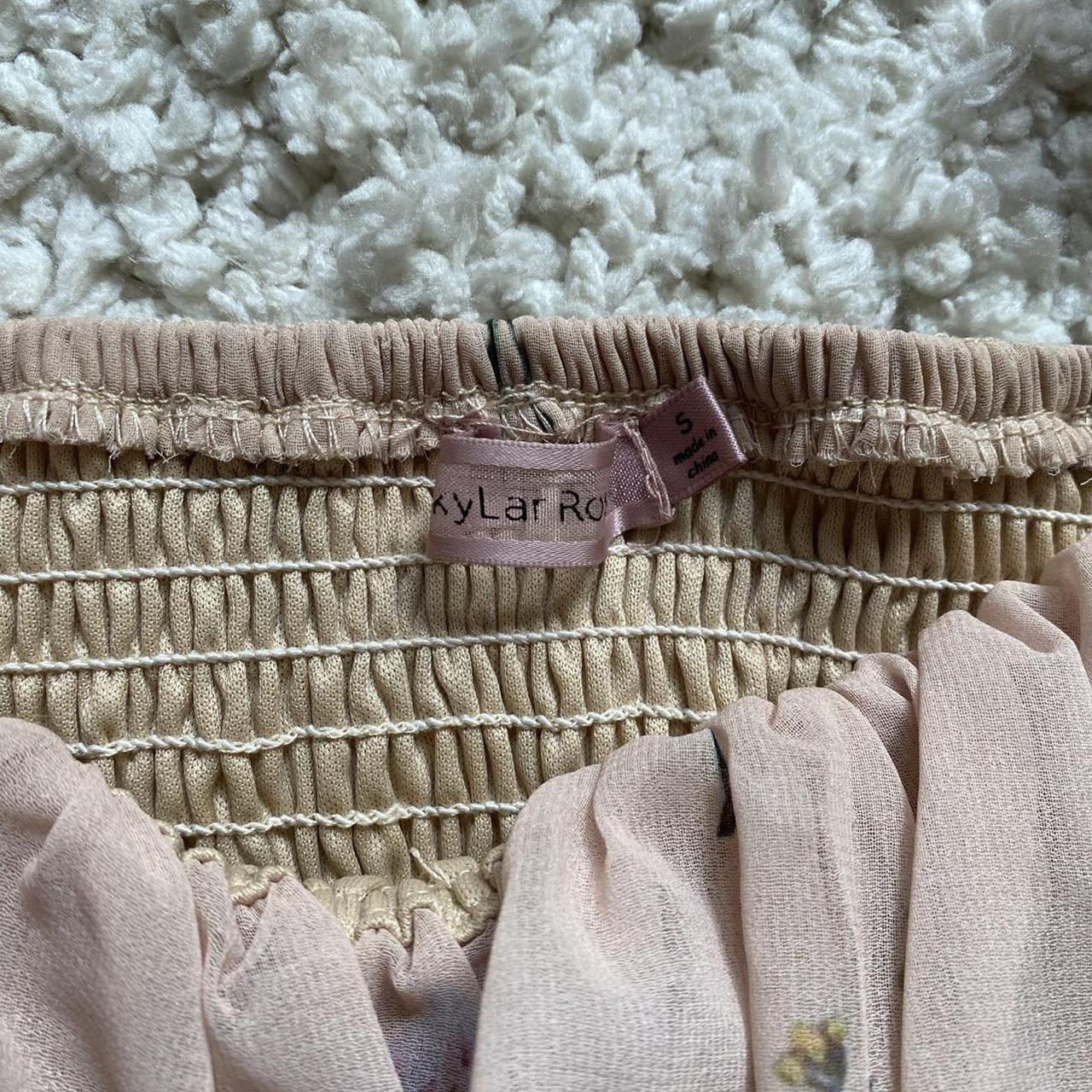 Skylar Rose puff sleeve blouse size S - Depop