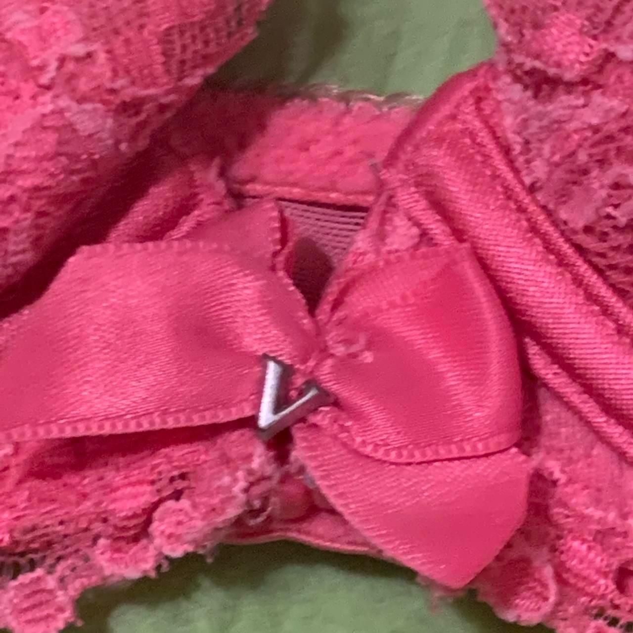 Vs bra So cute size 32A Front clasp closure for easy... - Depop