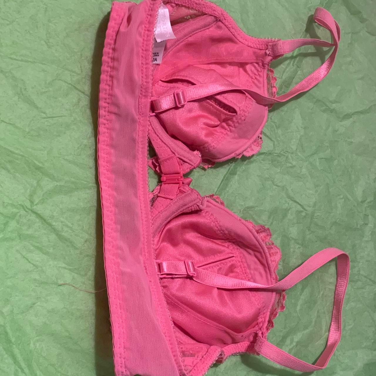 Vs bra So cute size 32A Front clasp closure for easy... - Depop