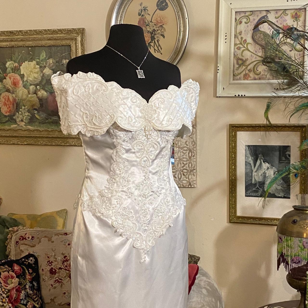 Really pretty white satin sheath style wedding gown... - Depop