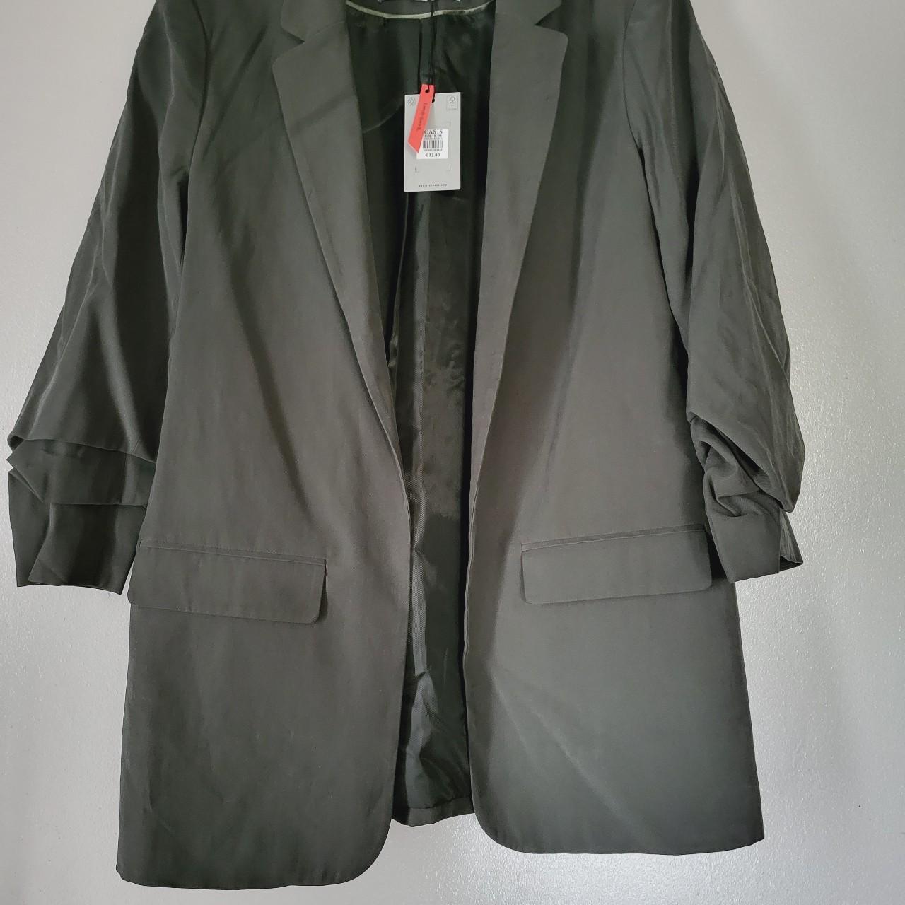 Oasis Women's Jacket | Depop