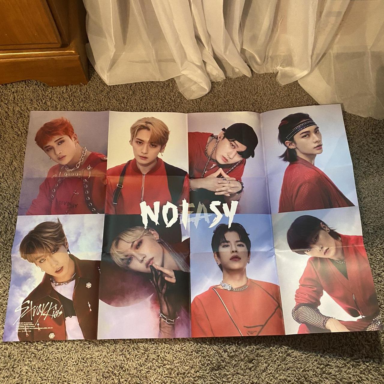 STRAY KIDS NO EASY - EVERYTHING INCLUDED (photo... - Depop