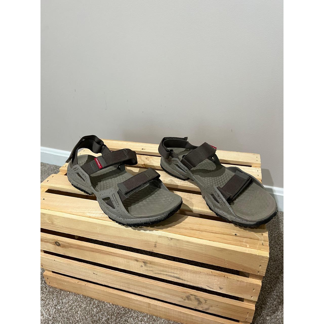 Merrell Men's Hiking Casual Sandals grey size 8.... - Depop