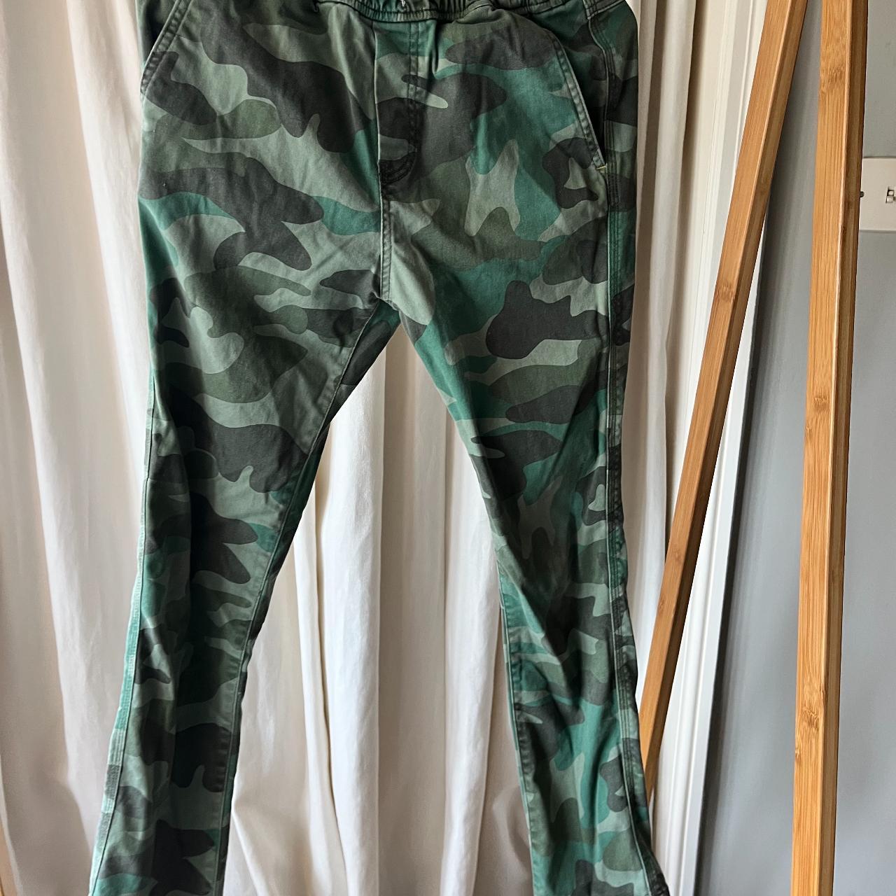 Boden Men's Green and Khaki Jeans | Depop