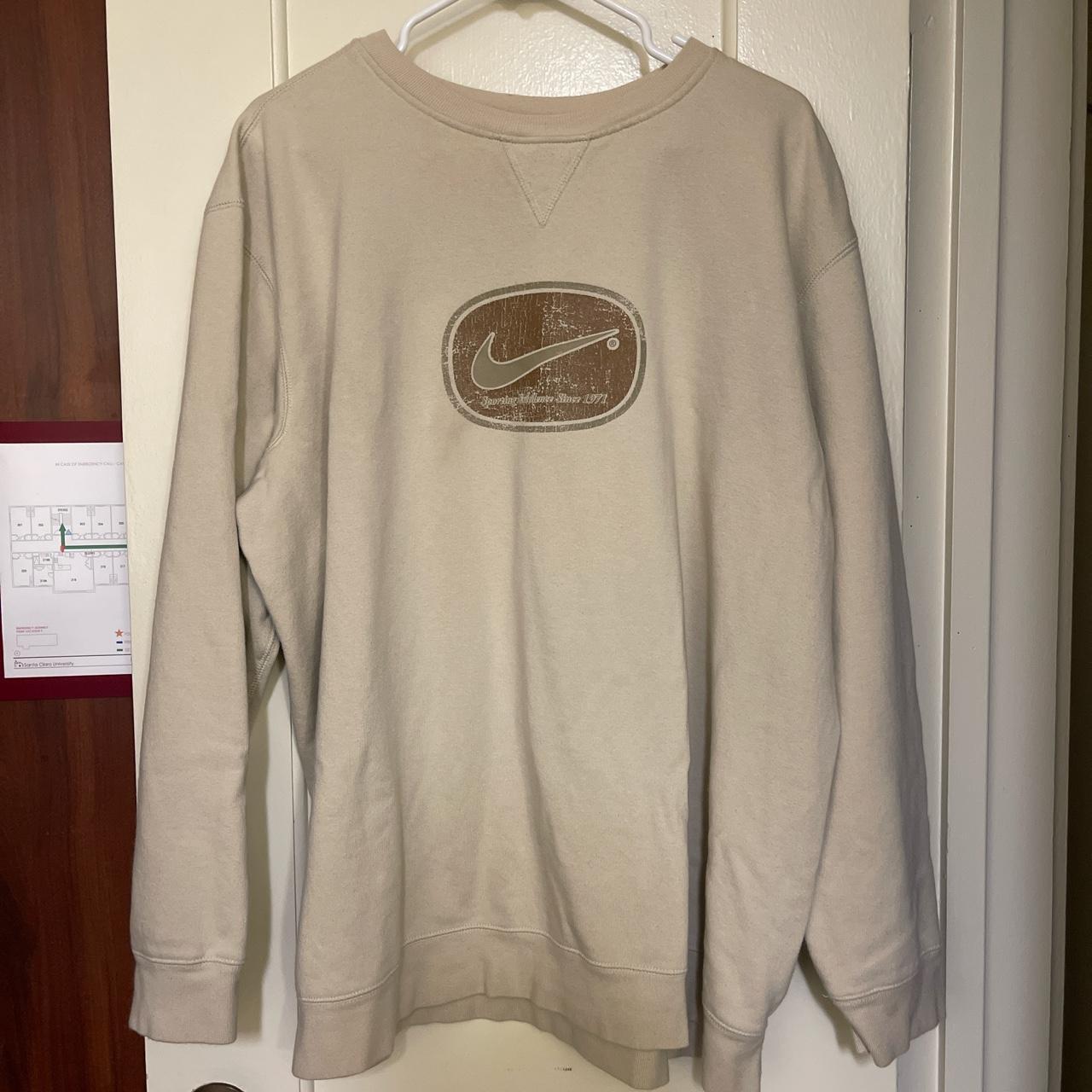 Nike Men's Tan Sweatshirt | Depop