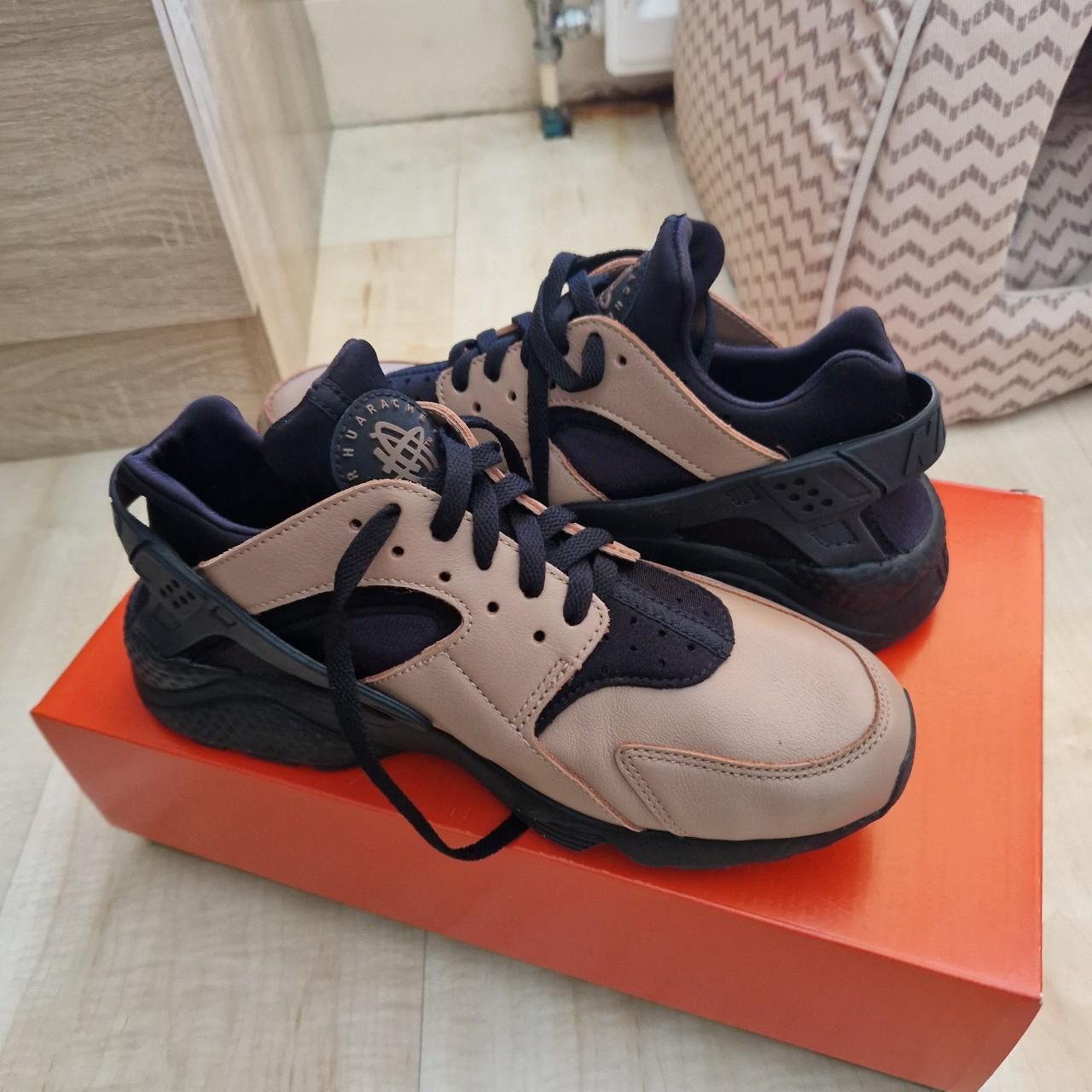 Nike Haurache in colour toad Size 6.5, worn a... - Depop