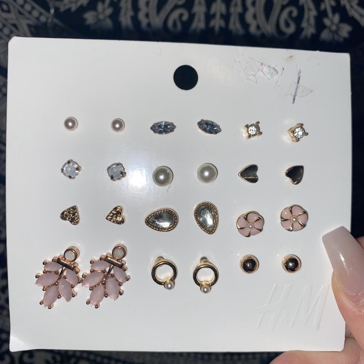 H&M Women's Jewellery | Depop