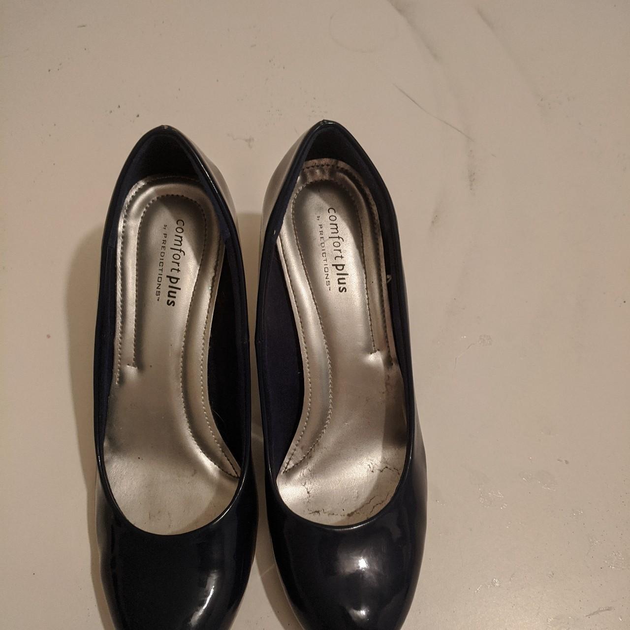 Simple blue heels that are very comfy and will... - Depop