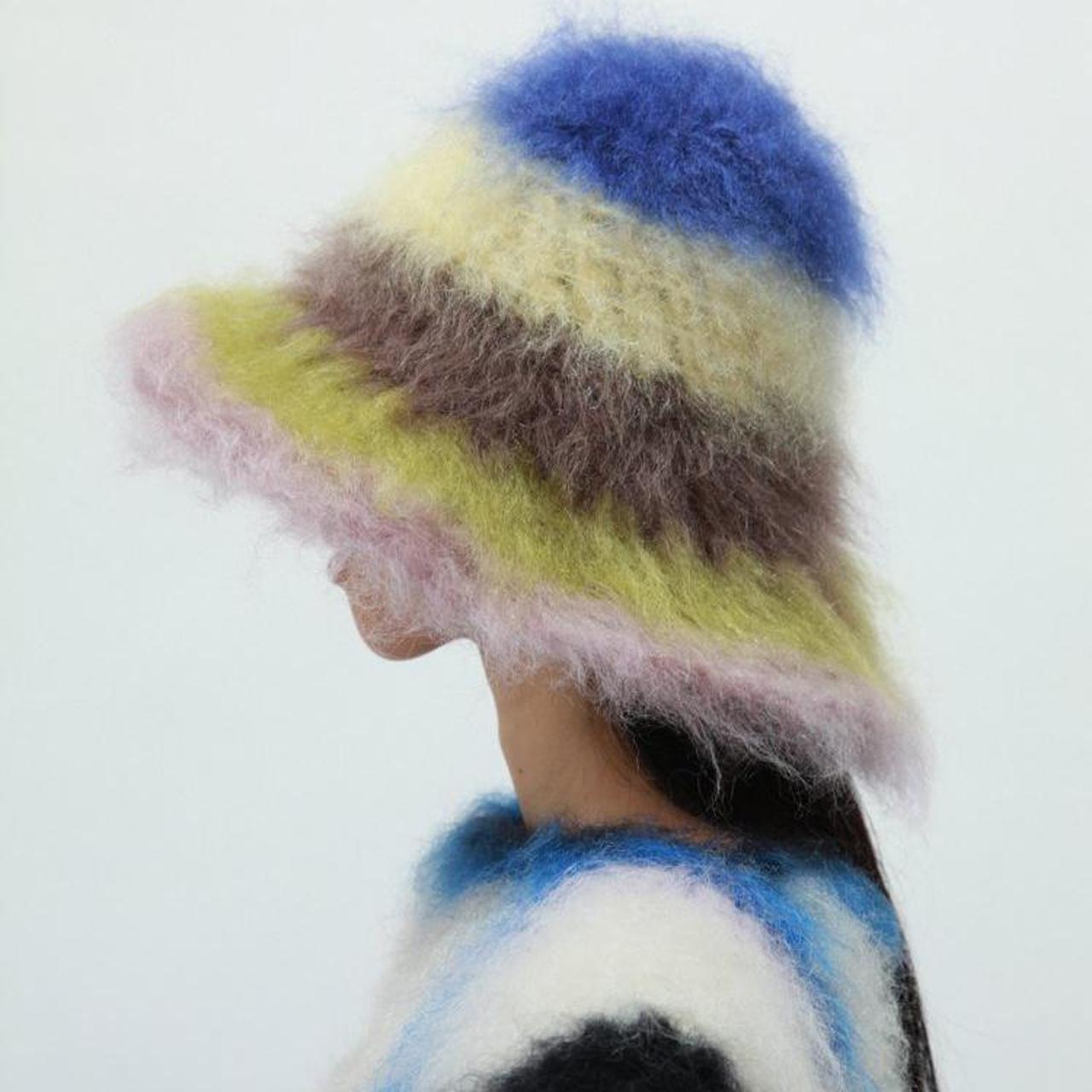 1 of 1 absolutely stunning Nong Rak Blur Bucket. The... - Depop