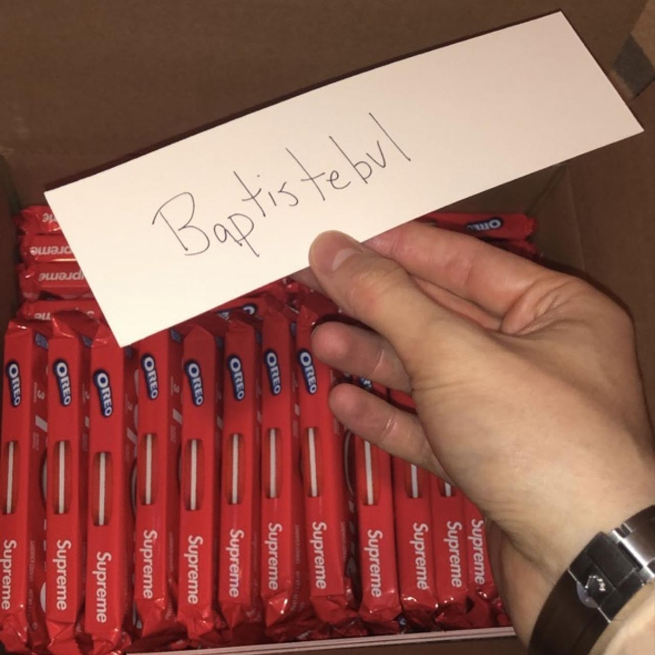 Supreme / oreo Very limited released only US 35... - Depop