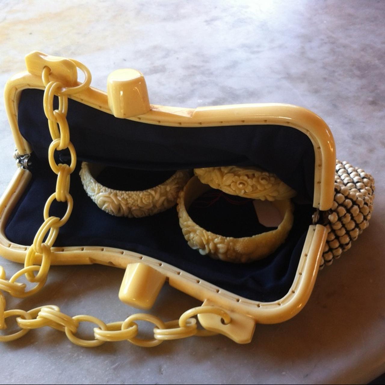 Bracciali bachelite bakelite vintage anni 30... - Depop