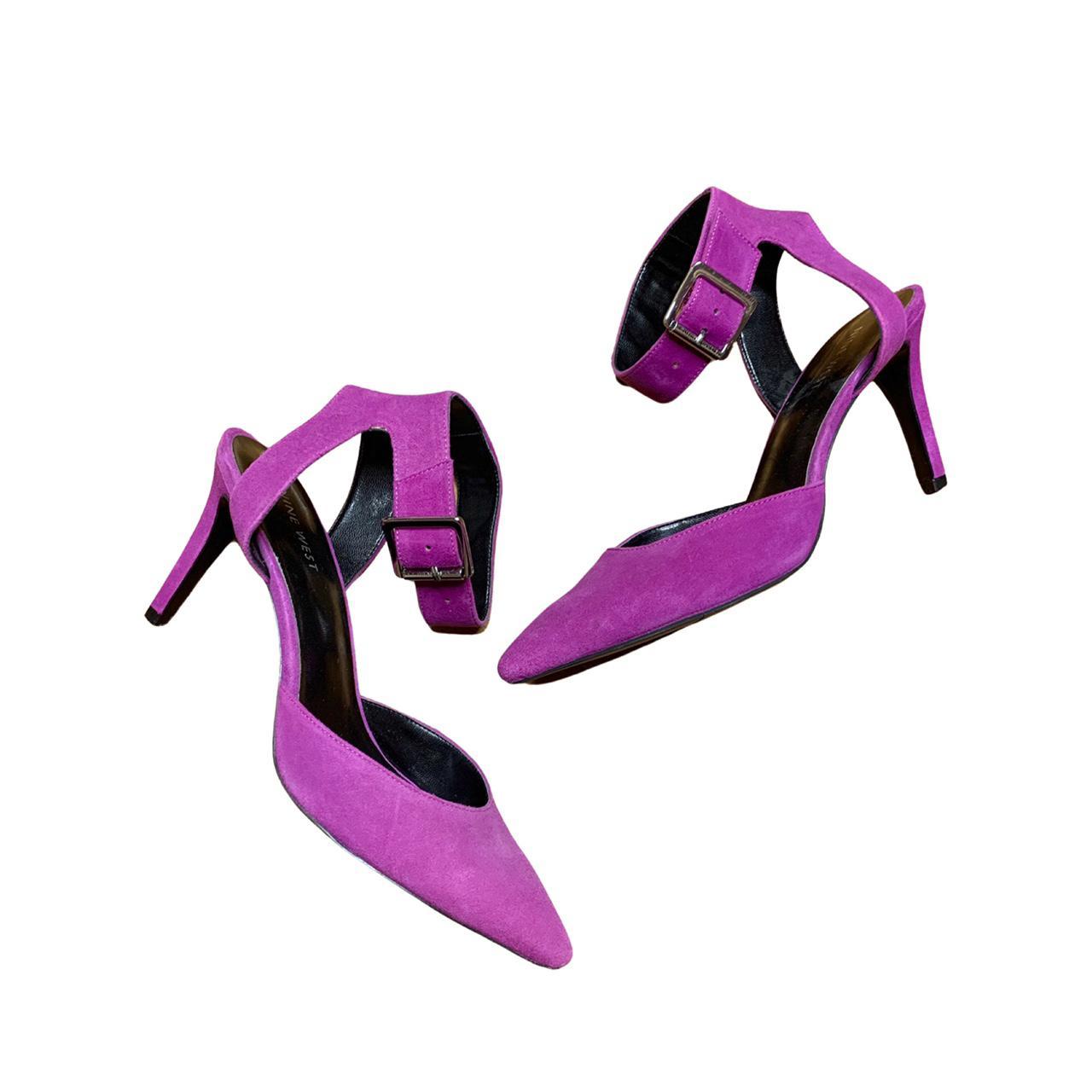 Magenta Nine West Heels 🕸 Features: a pointy toe,... - Depop