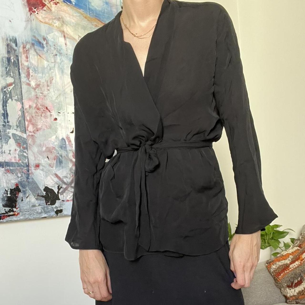 Wilfred a brand from Aritzia made the most versatile... - Depop